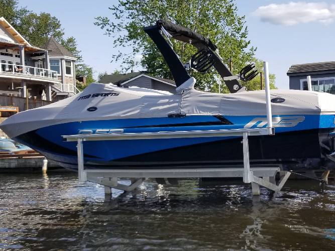 Seattle's Number One Boat Lift Dealer | Boat Lifts International